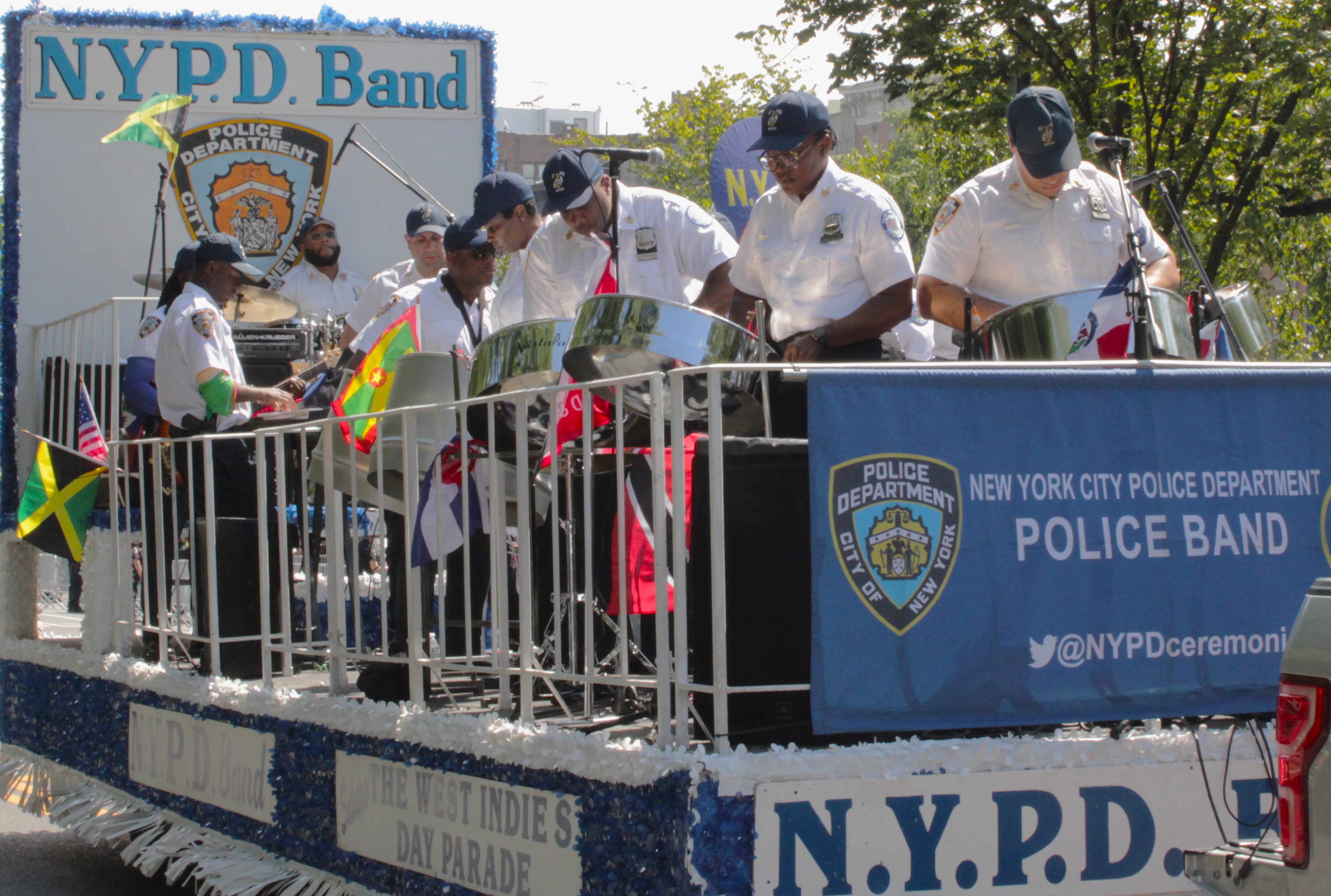 NYC Parade Life | Bringing the parade to life…